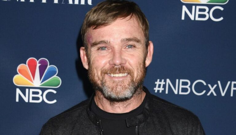 Famous Mormon Converts: 8 Inspiring Stories of Faith