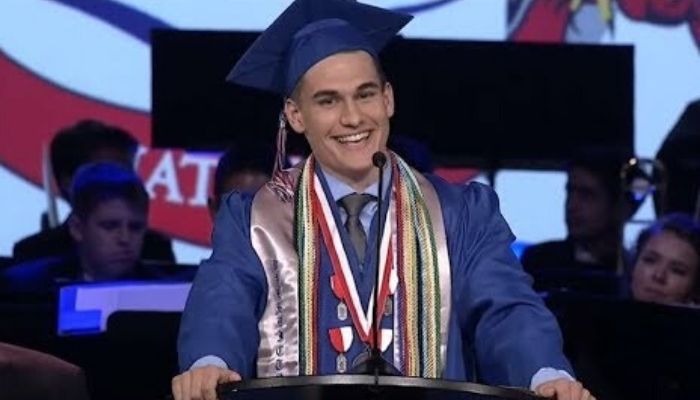 Speech from Non-LDS Graduate Invites You to Know Christ - Add Faith